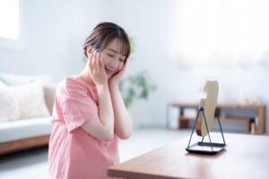 正しいスキンケアの順番は？朝夜でスキンケアを変えるべき理由を解説 - JOSAI LAB | 城西大学のメディア